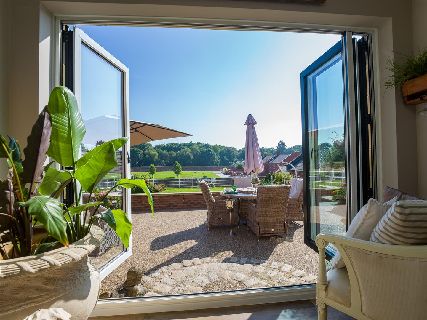 Bryn Y Pys, 25 Wynnstay Court, Wynnstay Estate, Wrexham, LL14 6LA ...